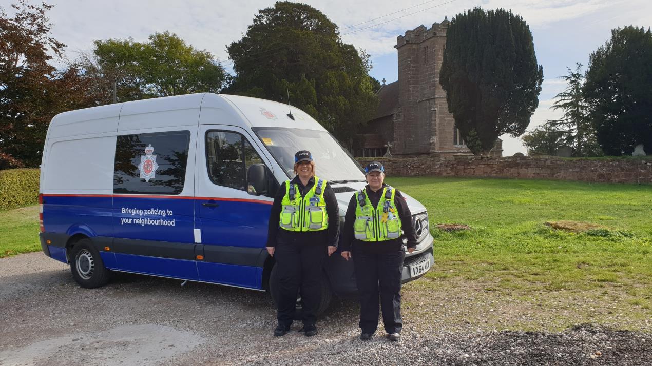 New vehicle helping police get more support to communities ...
