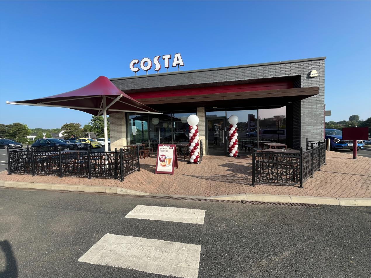Costa Coffee re-opens in Kettering Retail Park with a modern makeover